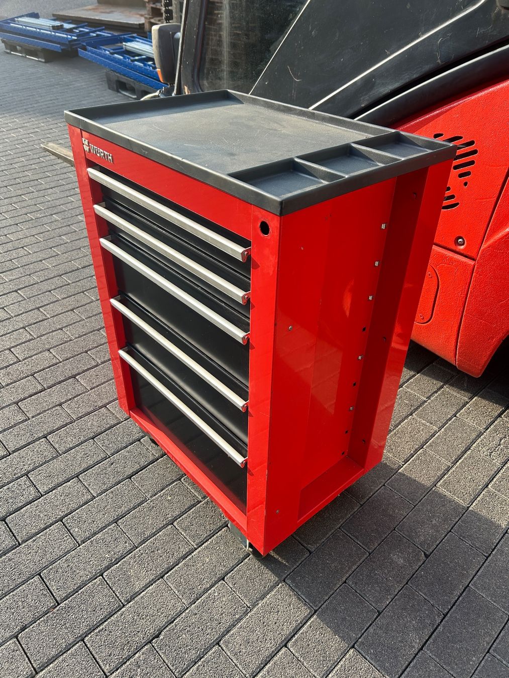 Werkstattwagen Bestuckt Wurth