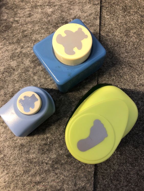 3 Motivlocher Fuss und Bär Basteln Scrapbooking Stanzer (Gebraucht) in Kleinwangen für CHF 5 ...