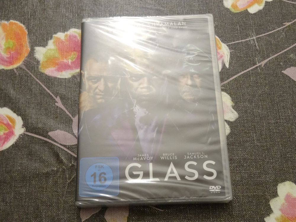 Glass DVD Neuware (Neu und originalverpackt) in Olten für CHF 3 – mit ...