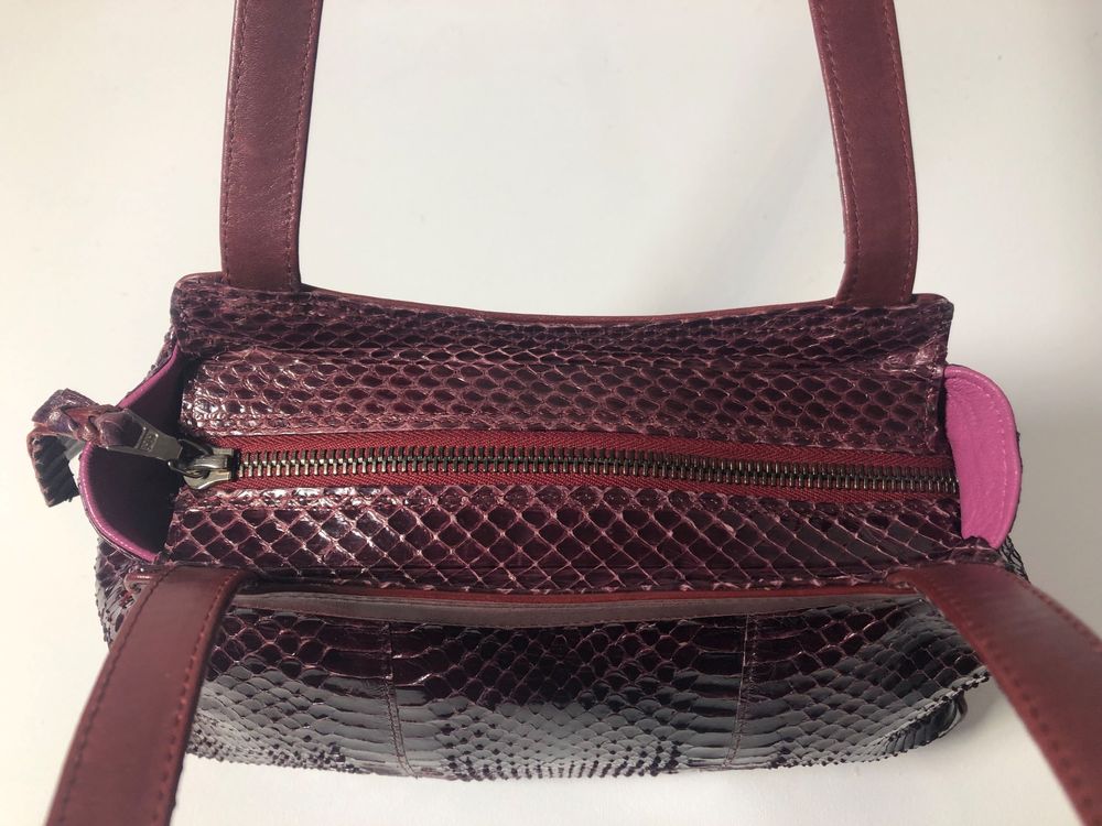 KLEINE NEUE TASCHE UNIKAT. CH-HANDMADE. Schlangenleder. (Neu (gemäss ...