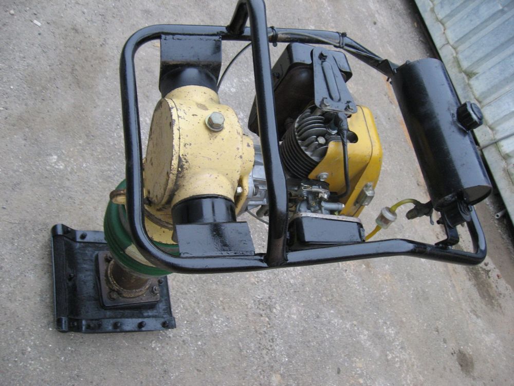 IM AUFTRAG ROBIN EC10 STAMPFER LÄUFT | Kaufen auf Ricardo