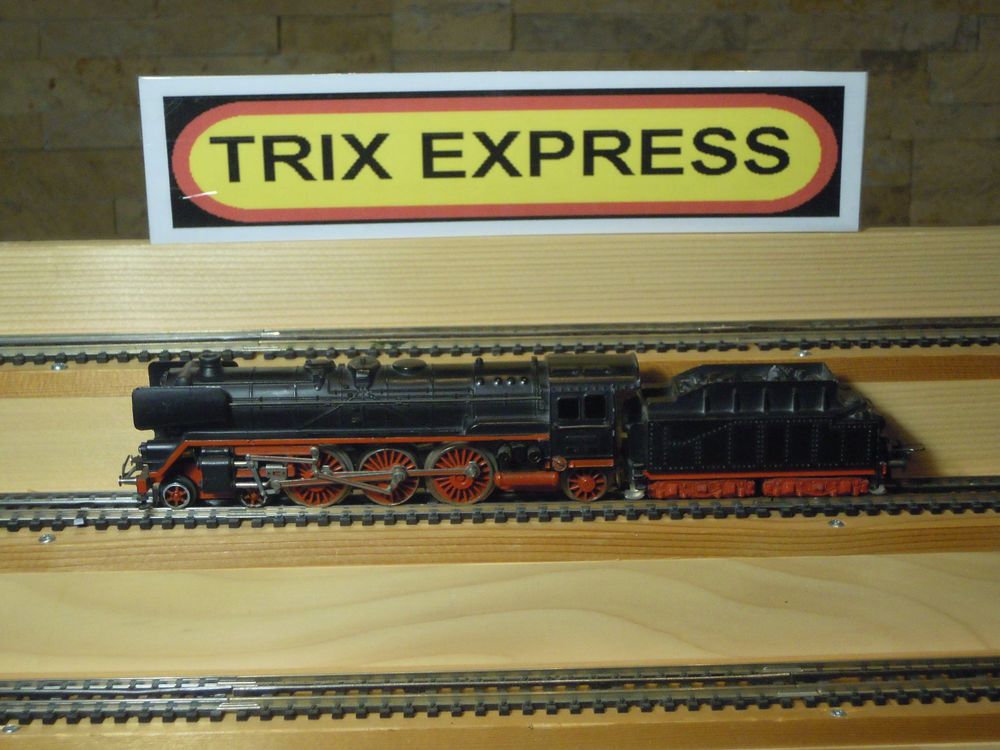 Trix Express Tenderlok 20/57 TE 20057 schwarz/rot Rarität. | Kaufen auf ...