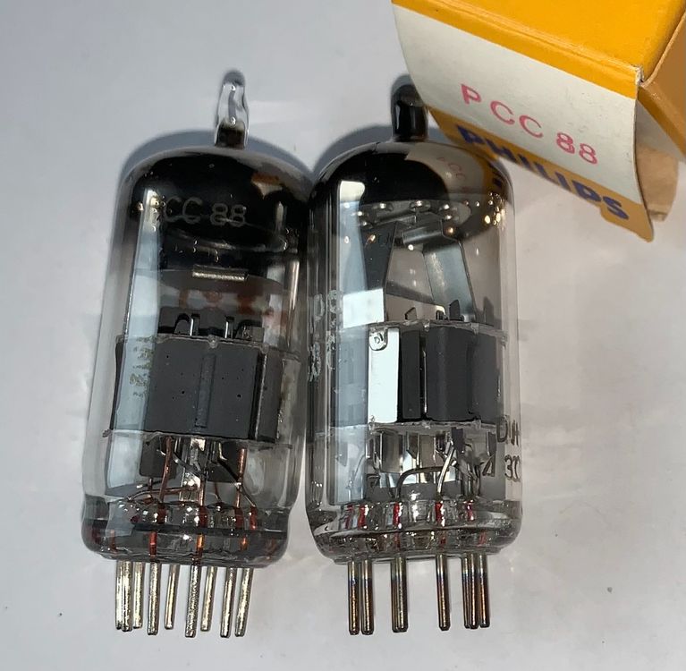 2 Röhren PCC88 (2fachTriode),1x Philips (NOS), 1x Ultron (Neu (gemäss ...