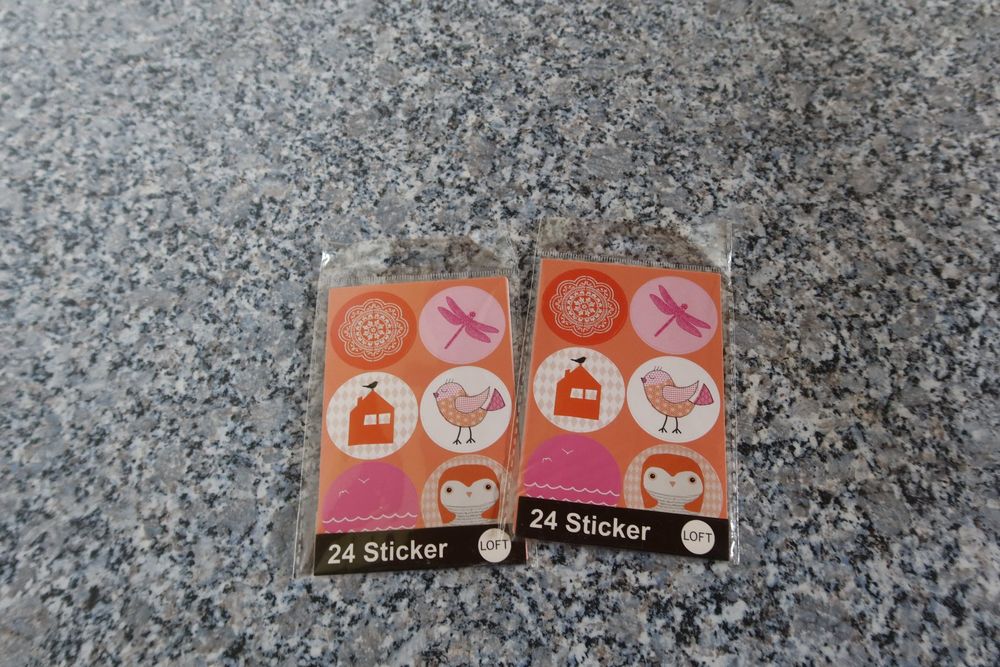 2 Pack Sticker (Neu und originalverpackt) in Täuffelen für CHF 1.5 ...