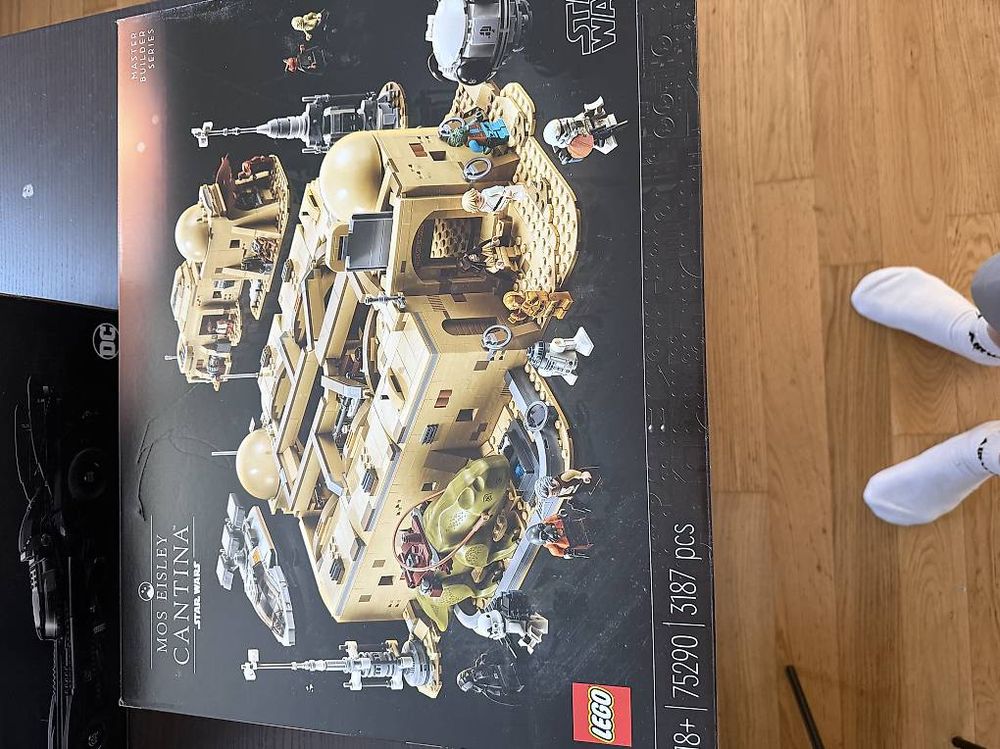 Lego Star Wars 75290 (Neu und originalverpackt) in Emmetten für CHF 150 ...