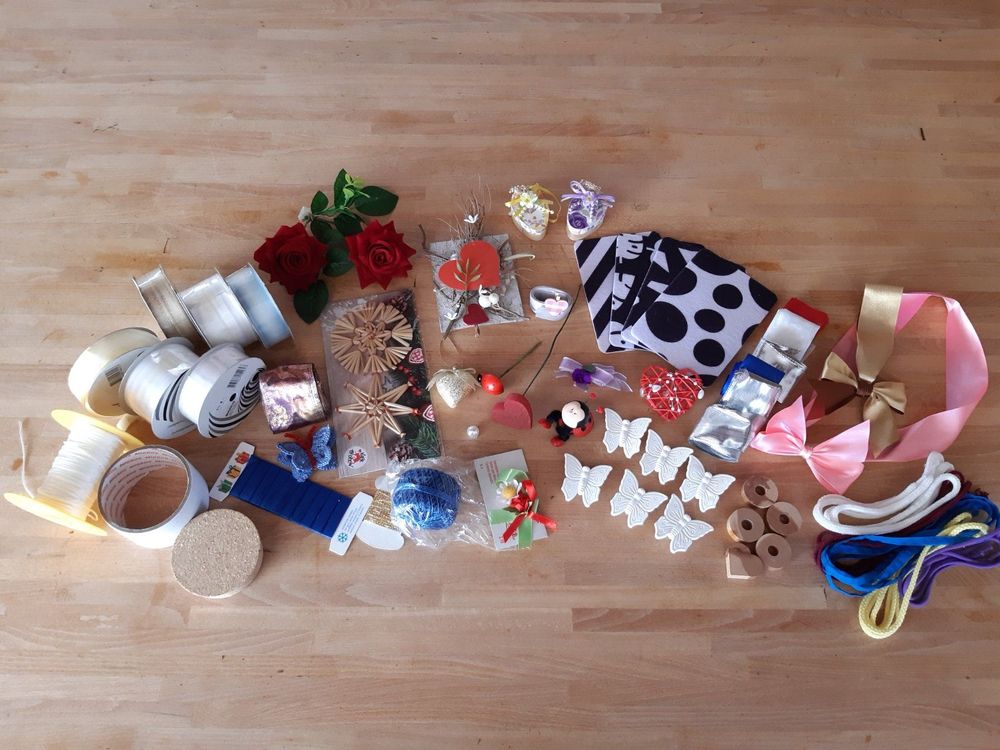 viel Bastelmaterial, Bändeli | Kaufen auf Ricardo