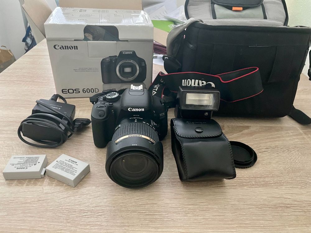Canon EOS 600D mit Zubehör | Kaufen auf Ricardo