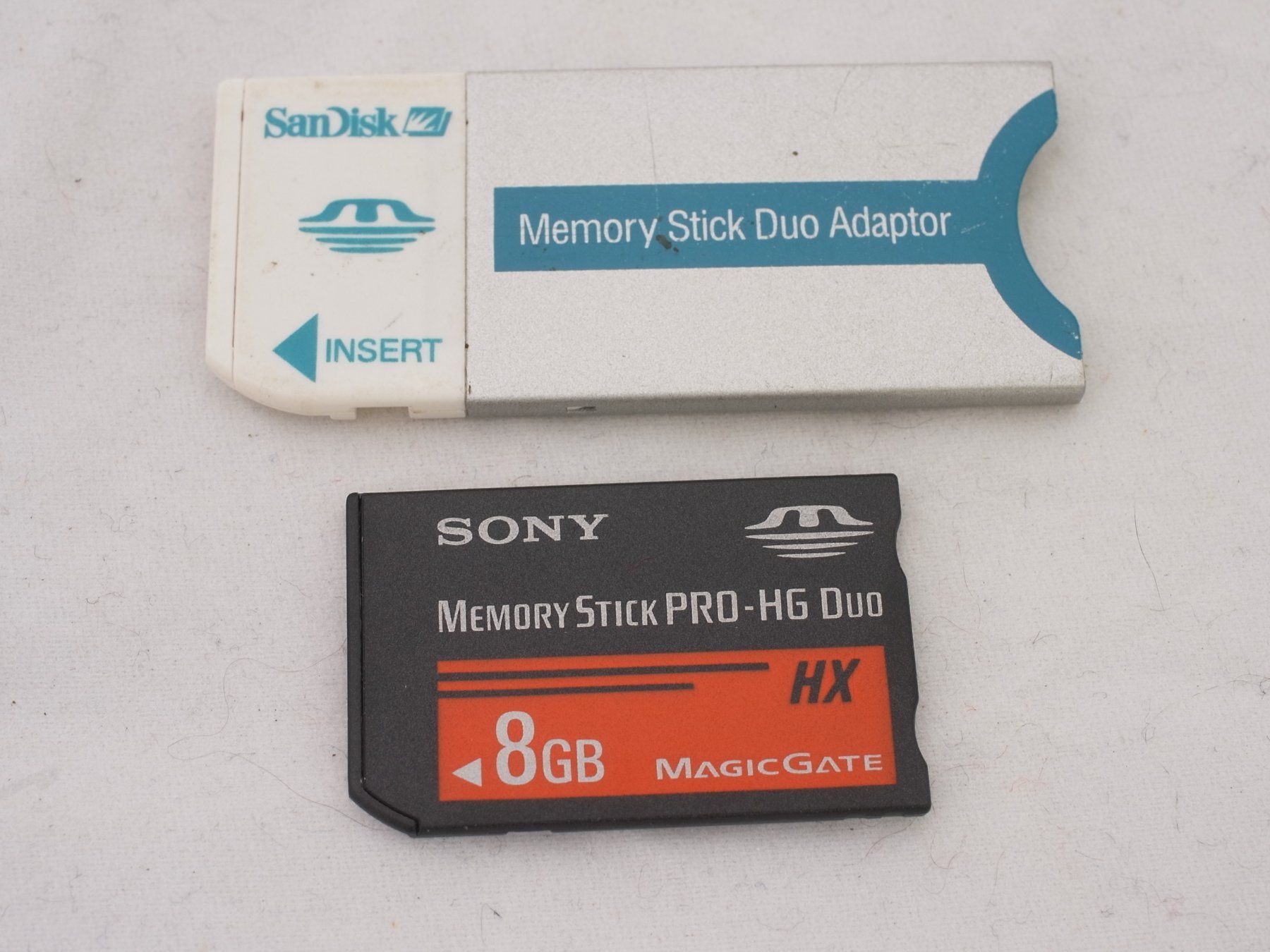 Sony Memory Stick Duo HX 8GB & Adapter für DSC R1 (Gebraucht) in Zürich ...