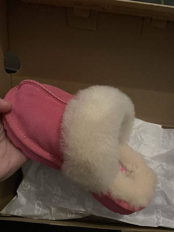 UGG Finken Gr 27 (Neu und originalverpackt) in Bichelsee für CHF 29 ...