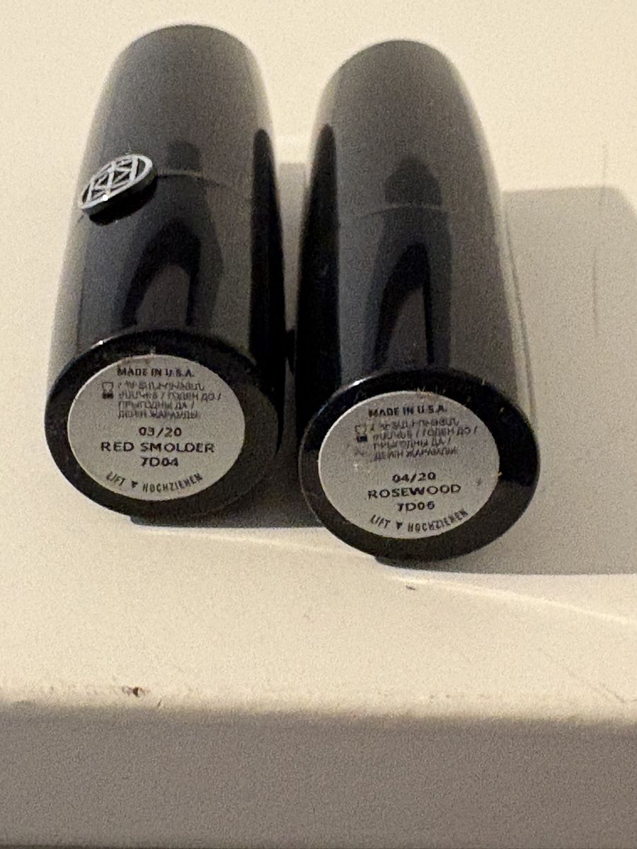 Mary Kay Lippenstift, 2 Stk. Red Smolder + Rosewood marke co (Gebraucht ...