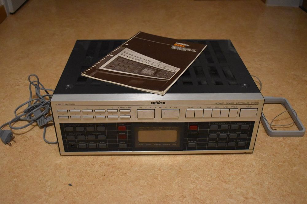 REVOX B285 Receiver, defekt – statt in den Elektronikschrott (Defekt) in Bremgarten AG für CHF ...
