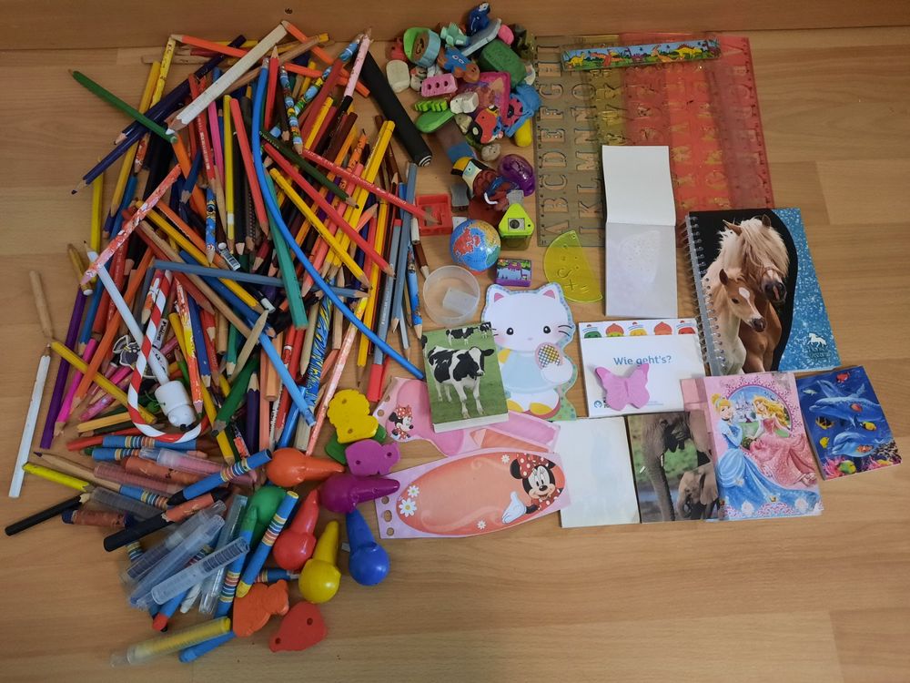 Büro Set (Gebraucht) in Gibswil für CHF 10 – mit Lieferung auf Ricardo ...