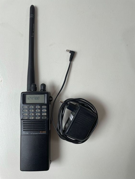 icom VHF Air Band Transceiver IC-A22 (Gebraucht) in Madetswil für CHF ...