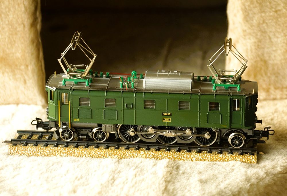 Märklin 3167 E -Lok Ae 3/6 II SBB HG WS (Gebraucht) in Gossau SG für ...