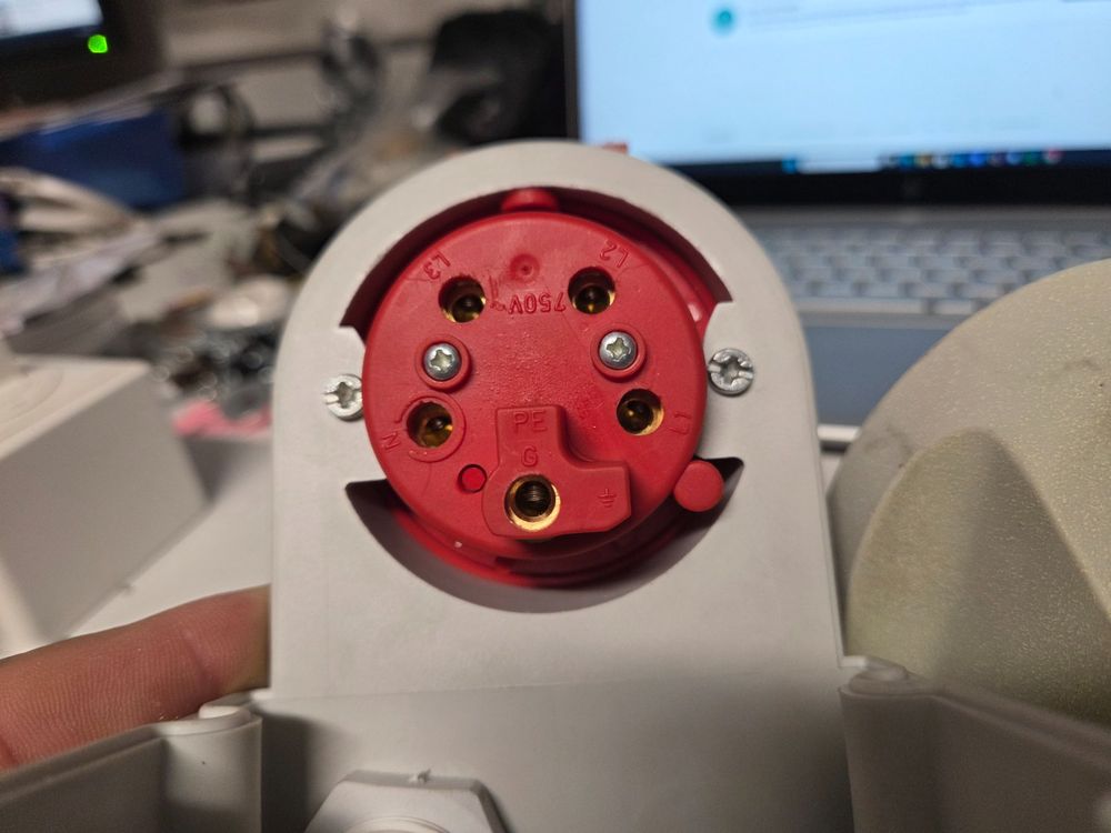 CEE 32A 6P 400V Steckdose Walther Wandsteckdose Type131 (Gebraucht) in ...