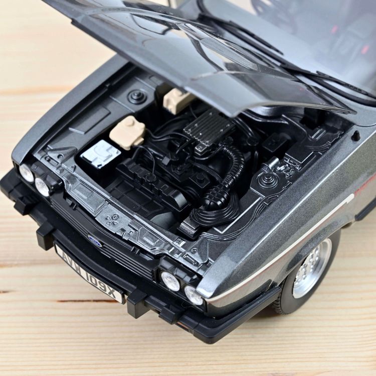 Ford Capri Mk III 2.8i Injection RHD, 1981, 1:18 (Neu und ...