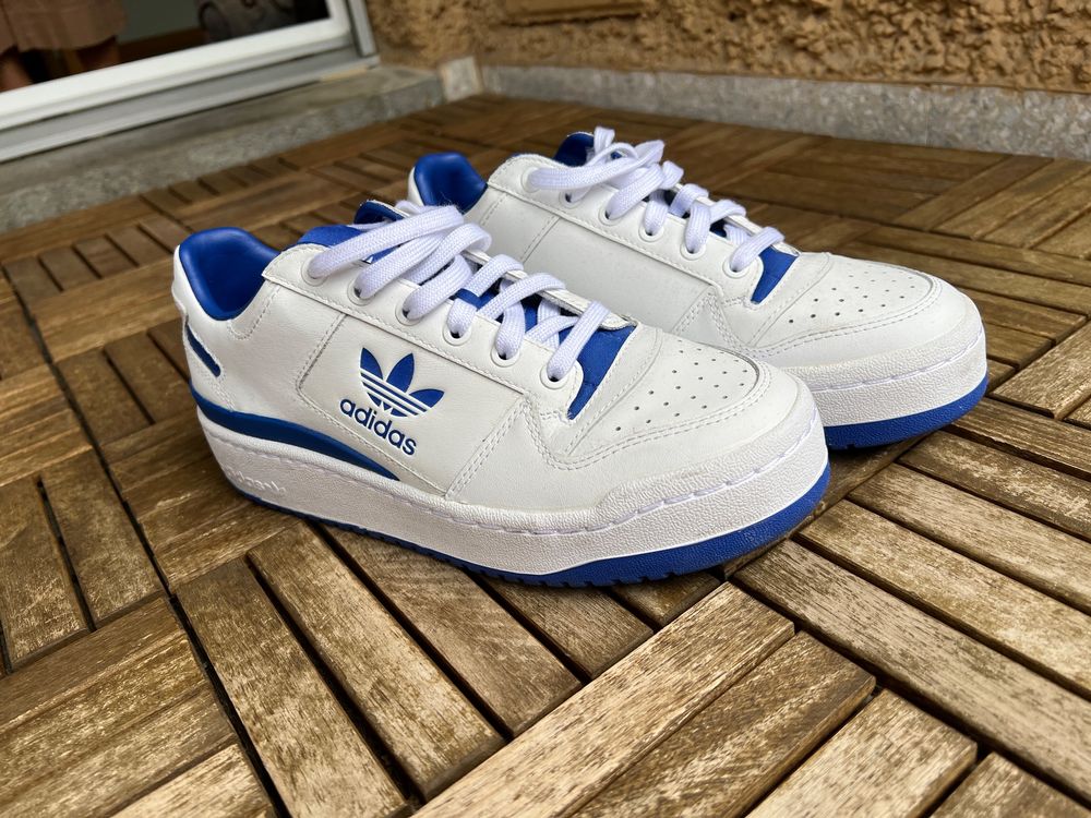 Forum bold- Sneaker low - footwear white/royal blue | Kaufen auf Ricardo