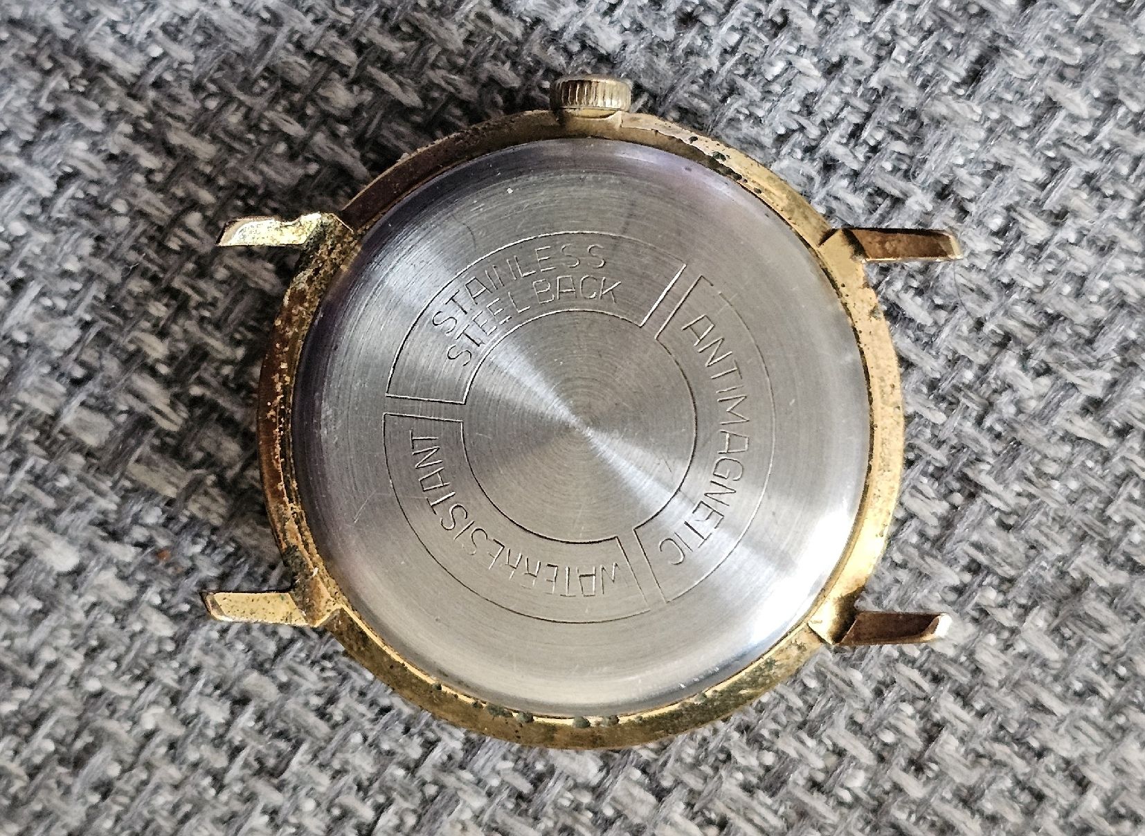 Huma Vintage Anti-Choc à reviser (Defekt) in Genève für CHF 20 – mit ...