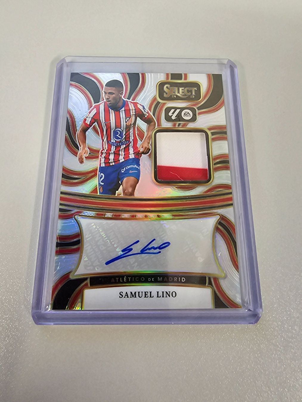24-25 Panini Samuel Lino PATCH AUTO SILVER Atletico Madrid (Gebraucht ...