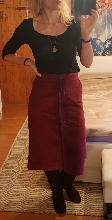 Burgundy Cordrock Gap Gr 34-36 Midirock Baumwolle (Gebraucht) in Menznau für CHF 9 – mit ...
