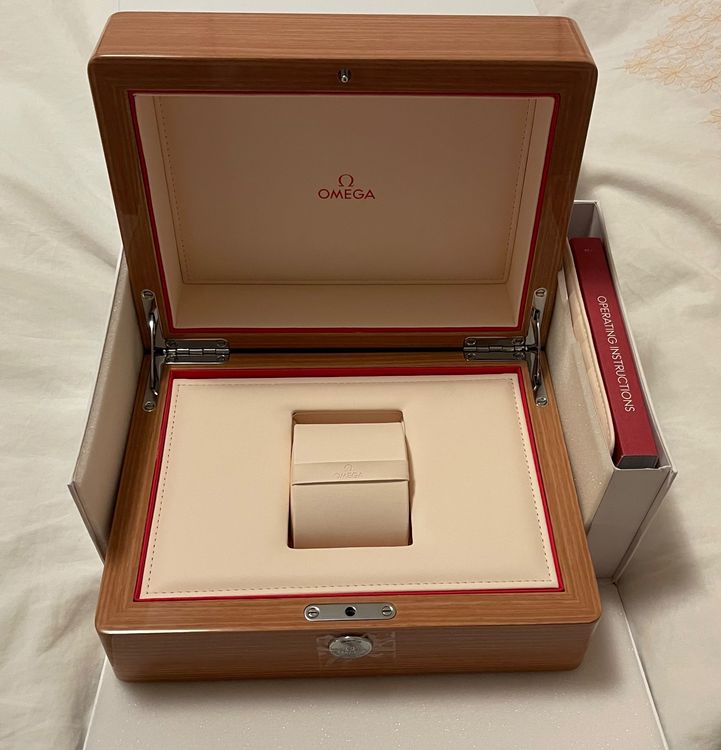 OMEGA BOX | Kaufen auf Ricardo