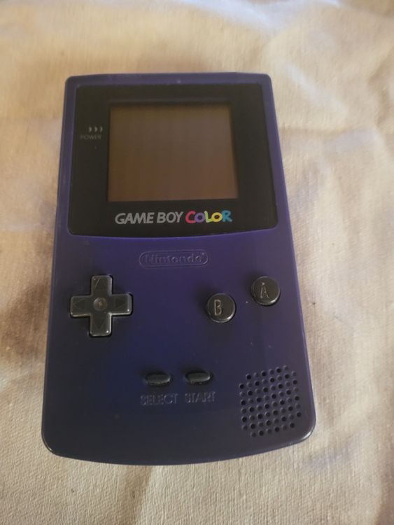 Game Boy Color Purple (Gebraucht) in Bauma für CHF 71 – mit Lieferung ...