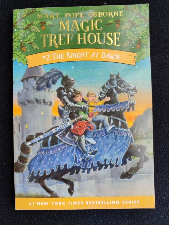 Magic Tree House #2 / Knight at Dawn - (Magische Baumhaus) (Gebraucht ...