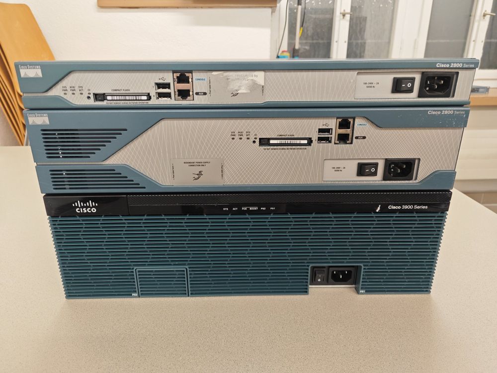 CISCO Router 3900 / 2800 | Kaufen auf Ricardo