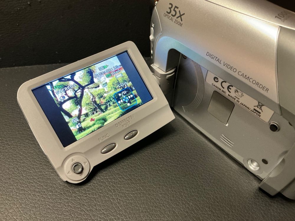 Canon MinIDV Camcorder mit joystick bedienung am Monitor (Gebraucht) in ...