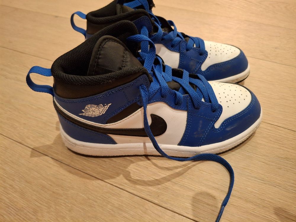 Air Jordan 1 Mid Royal Blue Gr. 34 Top Zustand! (Neu (gemäss ...
