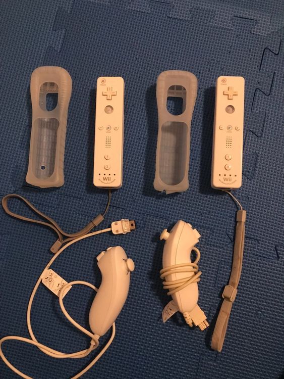 2 Wii Controller mit Motion plus inside (Gebraucht) in Gossau SG für ...