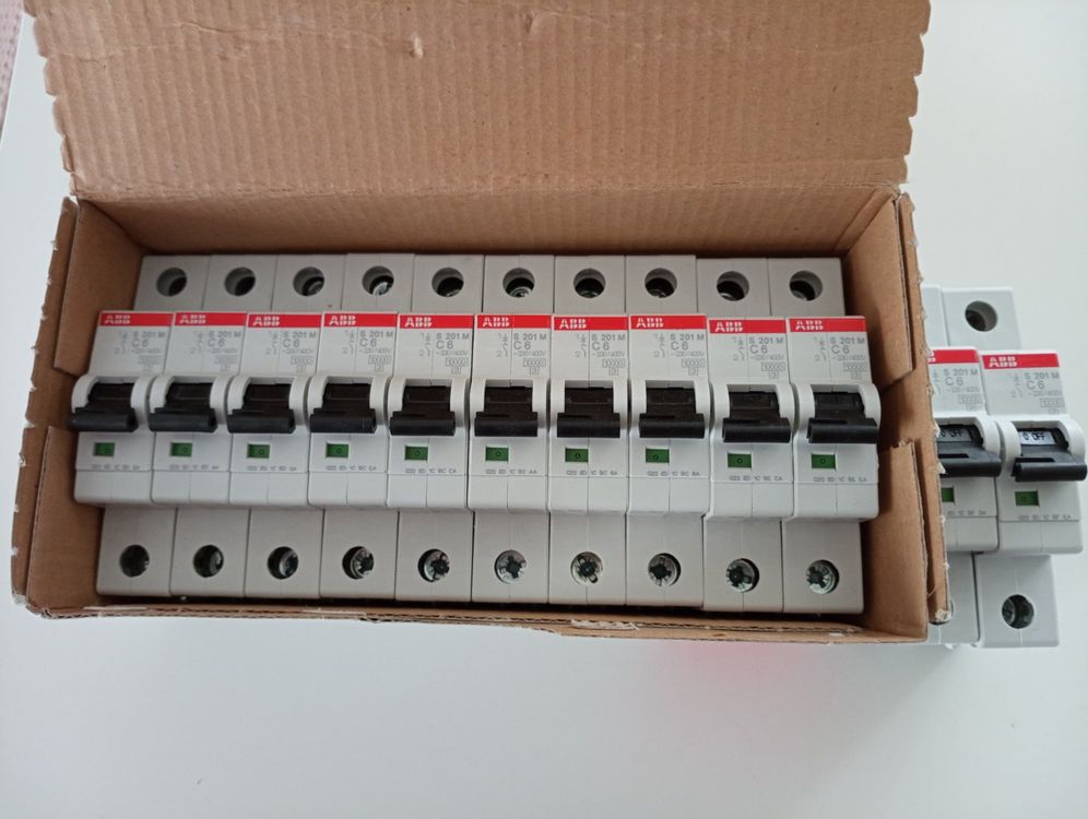 12 x ABB Smissline Leitungschutzschalter C6A / S201M (Neu (gemäss ...