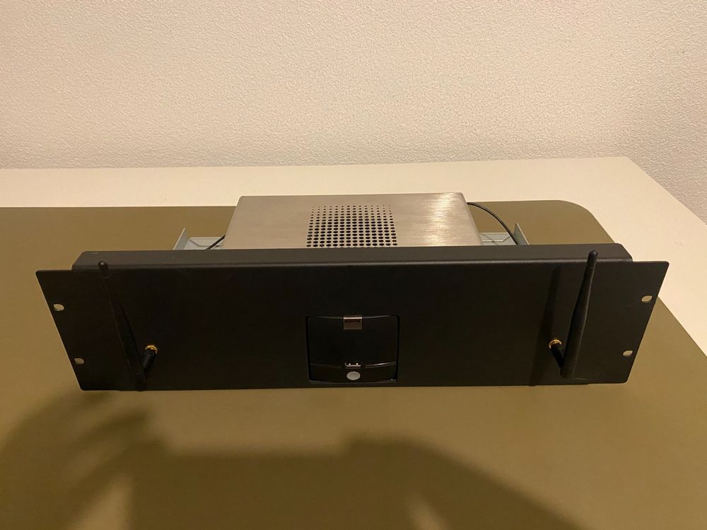 Barco ClickShare CSC-1 inkl. Rackmount (Gebraucht) in Lenzburg für CHF ...