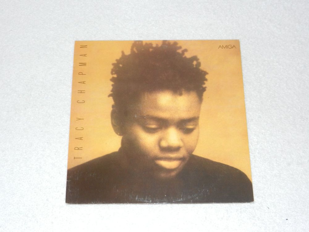 LP TRACY CHAPMAN - TRACY CHAPMAN / MADE IN DDR,AMIGA,(VG++) (Gebraucht ...