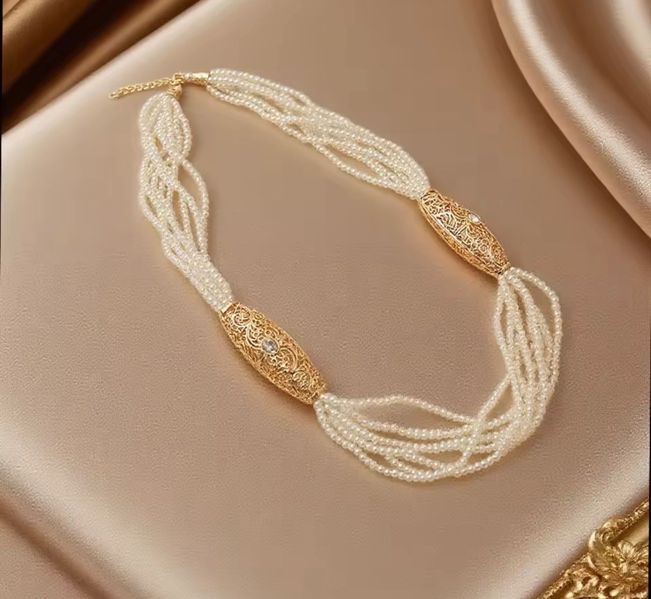 Collier perles Célestine (Neuf avec emballage d'origine) à St-Maurice ...