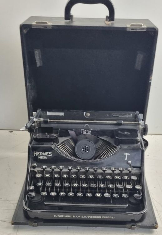 Alte Schreibmaschine Hermes Media antik (Gebraucht) in Flums für CHF 59 ...