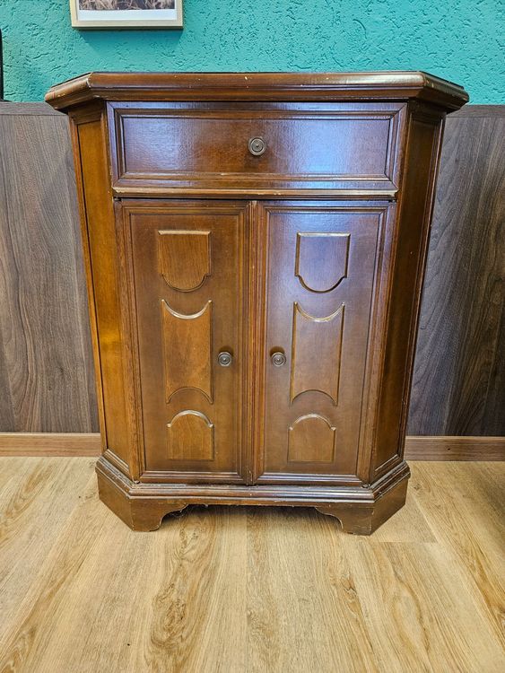 Faszinierend Kleines Schrankchen Holz Ebenbild