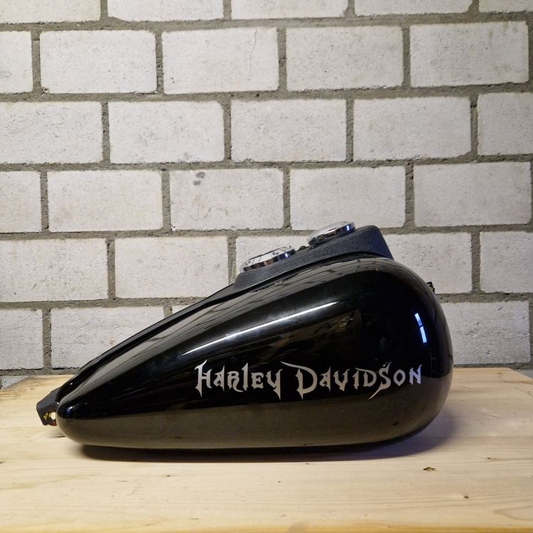 Harley Davidson Dyna Tank (Gebraucht) in Rickenbach LU für CHF 299 ...