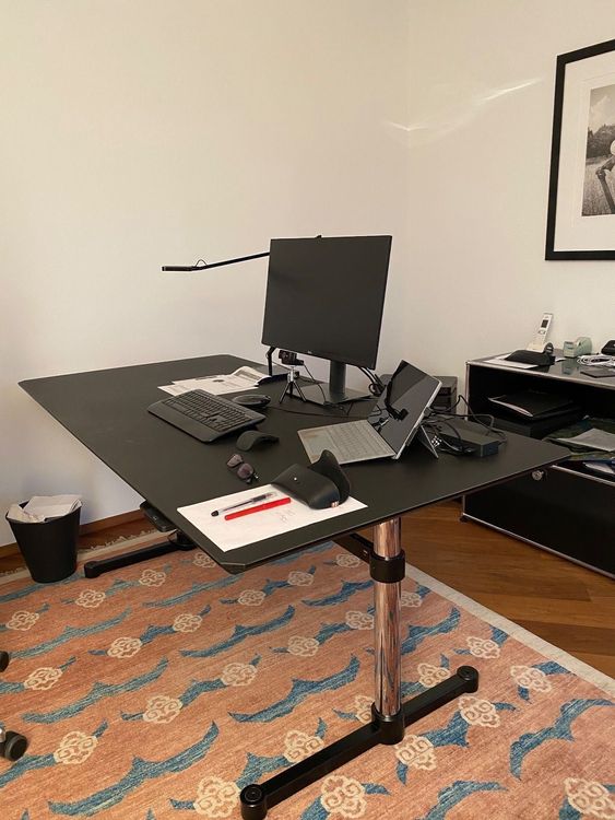 USM Kitos M Plus Office Table Adjustable (Gebraucht) in Horgen für CHF ...