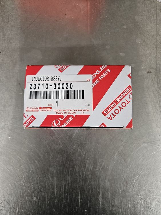 Toyota Einspritzdüse 23710-30020 neu & OVP, Landcruiser (Neu und ...