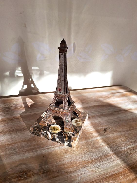 Antiker Eiffelturm Thermometer 1920/1930 Paris (Gebraucht) in Erlenbach ZH für CHF 79 – nur ...