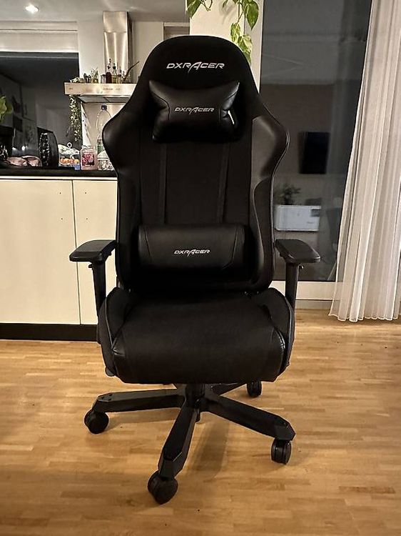 DXRacer King K99 Gaming Stuhl Top Zustand (Gebraucht) in Sennhof für ...