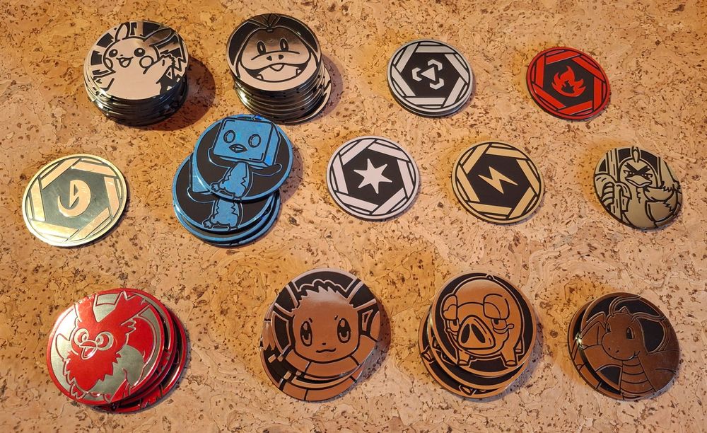 40 Pokémon Coins Dragonite Eiscue Delibird Eevee Pikachu (Gebraucht) in ...