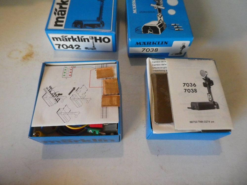 Märklin 7038/7042 Vor-/Gleissperrsignal (Neu (gemäss Beschreibung)) in ...