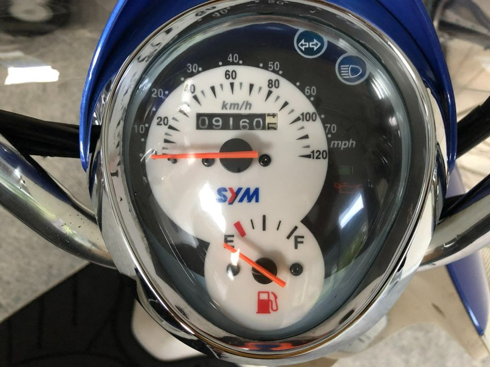 Roller SYM Mio 100 | Kaufen auf Ricardo