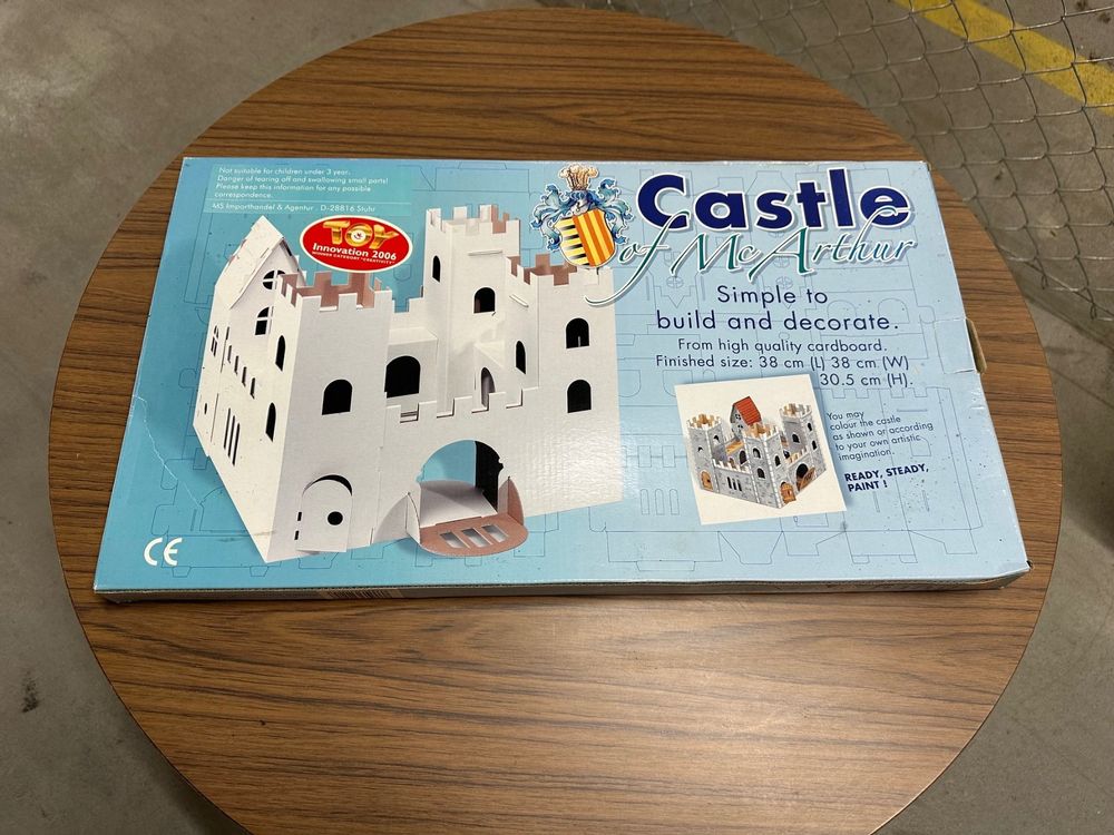 Castle- Papierschloss- of me Arthur (Gebraucht) in Bolligen für CHF 26 ...