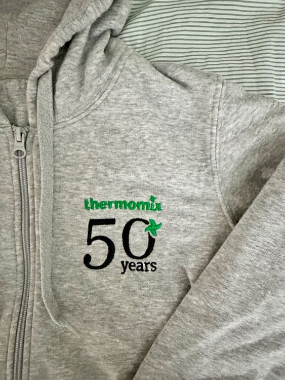 Thermomix Jubiläums-Hoodie, Top Zustand, Grösse M, Grau (Gebraucht) in ...
