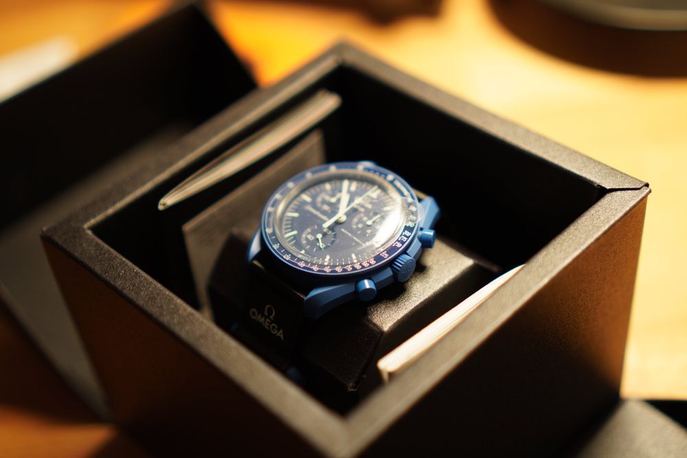 Mission to Neptune Moonswatch OMEGA X Swatch (Neu und originalverpackt) in Rorschach für CHF 381 ...