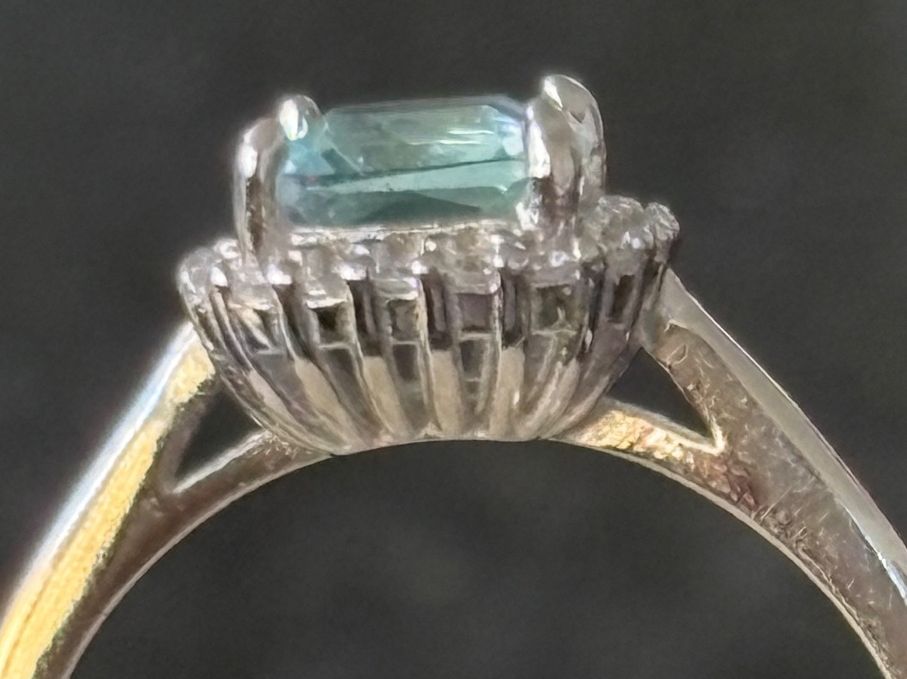 Luxus Gr: 19/9 Silber Ring mit Zirkonia Blau 🩵 (Gebraucht) in Biel ...