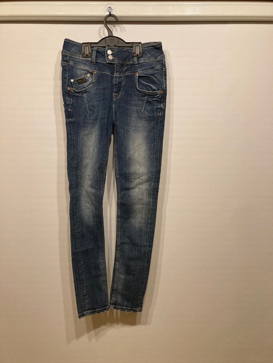 Good Morning Universe Jeans (Gebraucht) in Zufikon für CHF 30 – mit ...